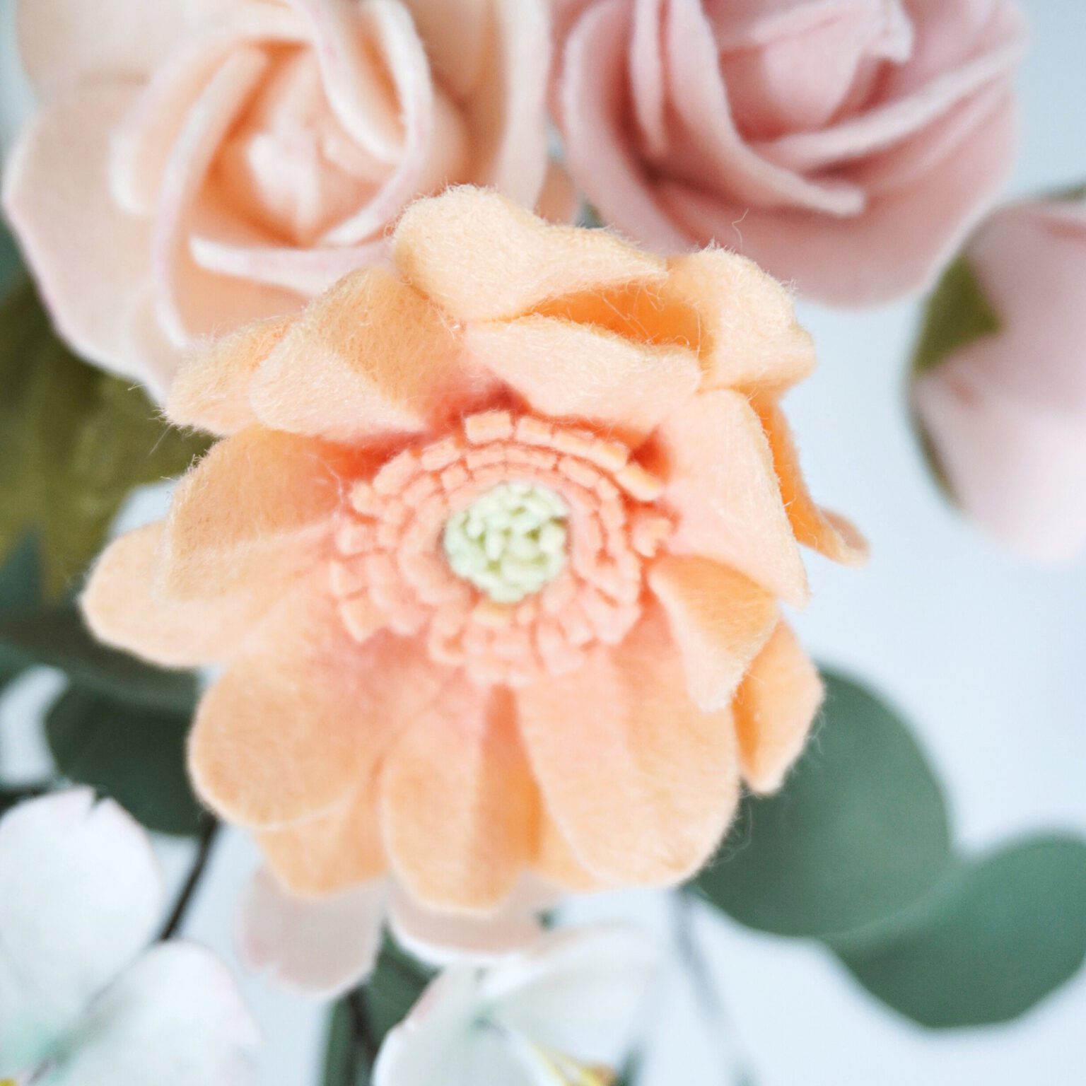 Mini Gerbera Flower Single Stem - The Tsubaki