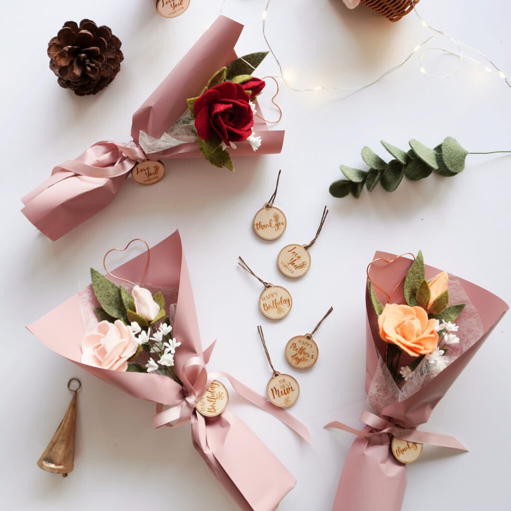 Felt Mini Forever Rose Bouquet - The Tsubaki